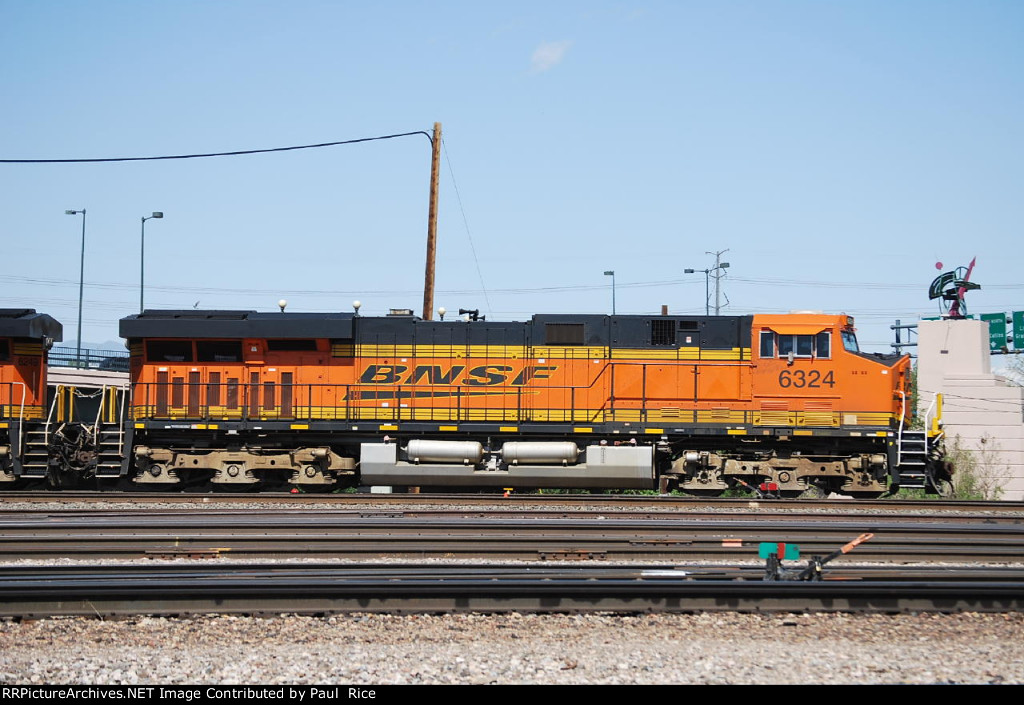 BNSF 6324